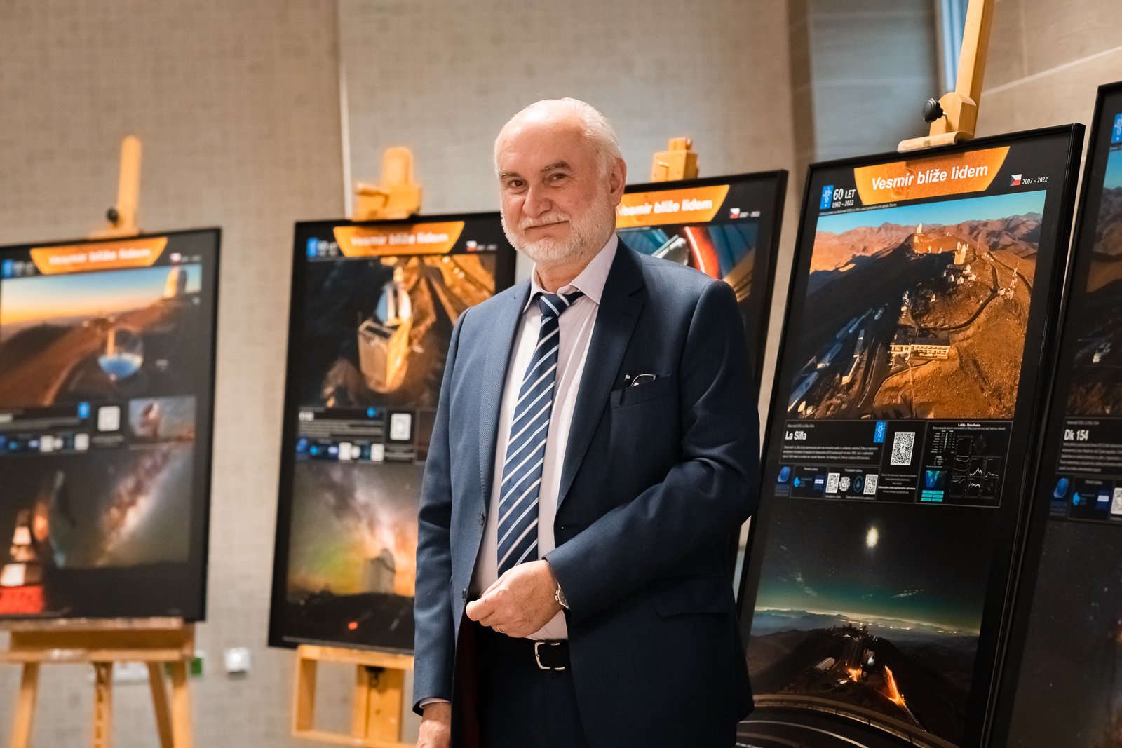 Unikátní výstava Vesmír blíže lidem v onkologickém centru Multiscan | Multiscan